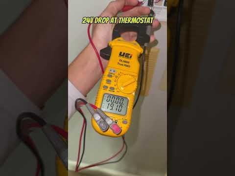 My thermostat is blank! #hvac #service #technician #electrical
