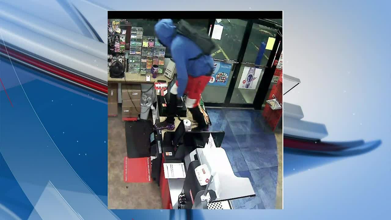 Suspects wanted for armed robbery of Dougherty Co. gas station