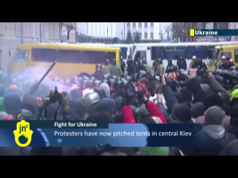 Fight for Ukraine: Opposition leaders call on Ukrainians to come to Kiev and join pro-EU protests