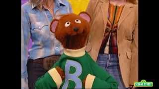 Sesame Street: Kermit and Joey Say the Alphabet | Safe Videos for Kids