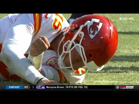 Patrick Mahomes Head/Neck Injury π¬ | Titans vs Chiefs