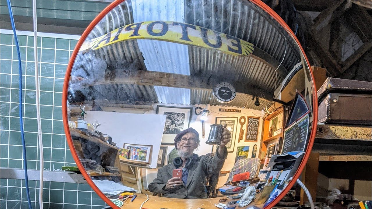 Why I bought a convex mirror for Wizard workshops