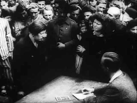 Exposing of A Gestapo Informer – Iconic Photos