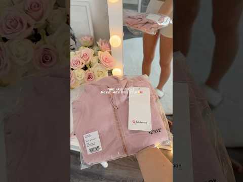So prettyy!🌟 Lululemon pink haze define with rose gold!#definejacket #unboxing #haul #lululemon