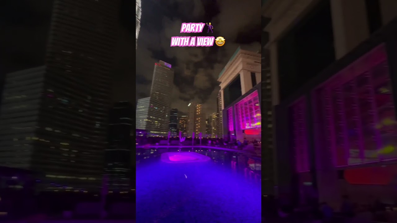 Amazing Party at W Wet Bar, with a stunning view 🤩🇲🇾 #whotels #wetbar #kualalumpur #malaysia