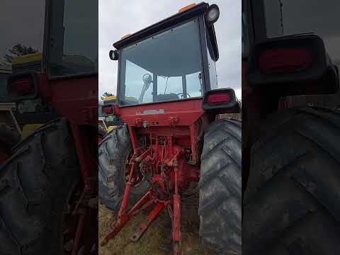 John Deere cab on an International tractor?!?