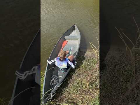 Launching my pirogue by myself - PART 2 #bayouboy #swamplife #eightyearsold #pirogue #outdoorsman