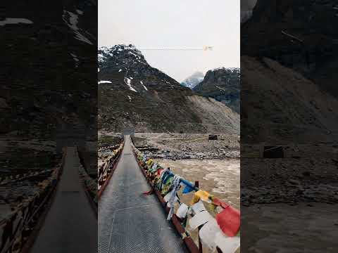 What's your definition of peace? ☺️🕊️. #cinematic #manali #manalilehhighway #leh #explore #sissu
