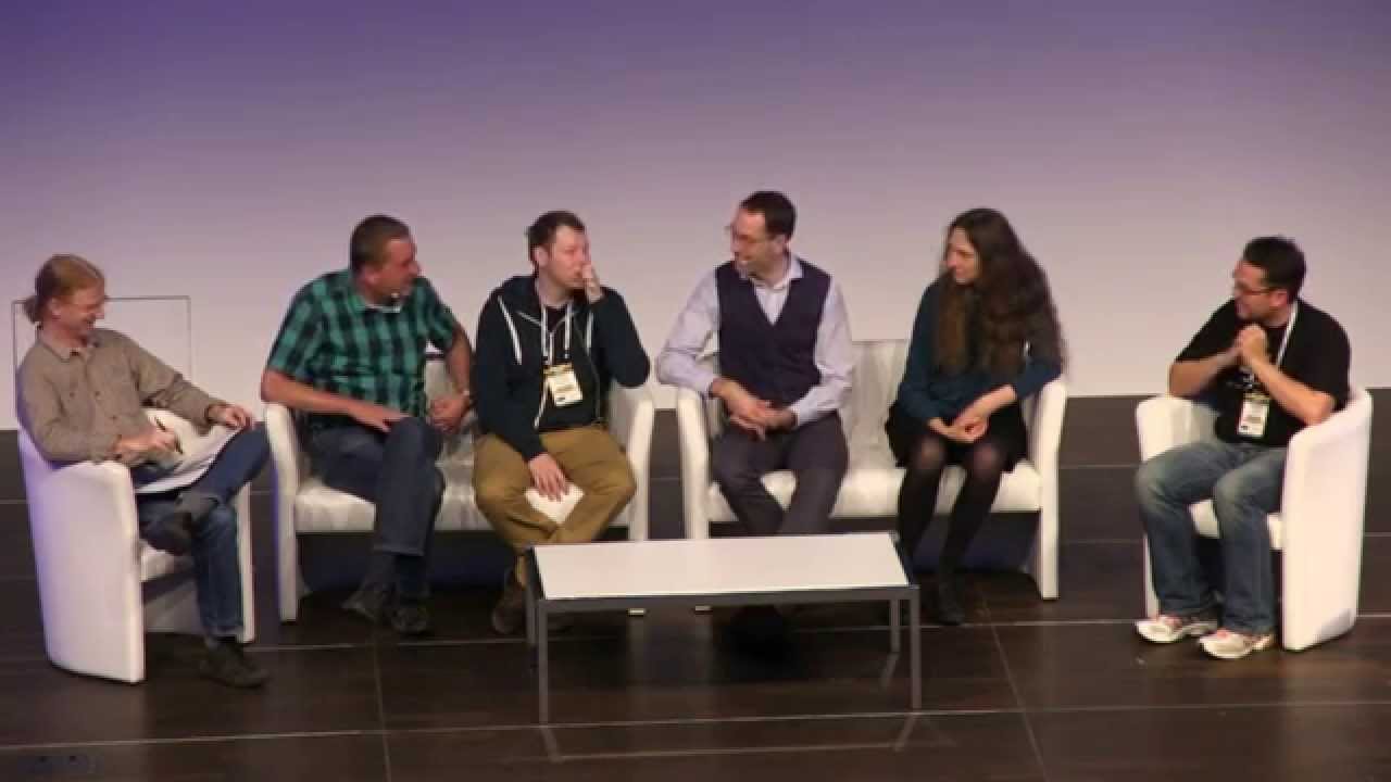 LinuxCon + CloudOpen Europe 2014 - Linux Kernel Developer Panel