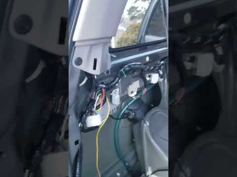 1st Gen Toyota Sequoia rear view camera installation