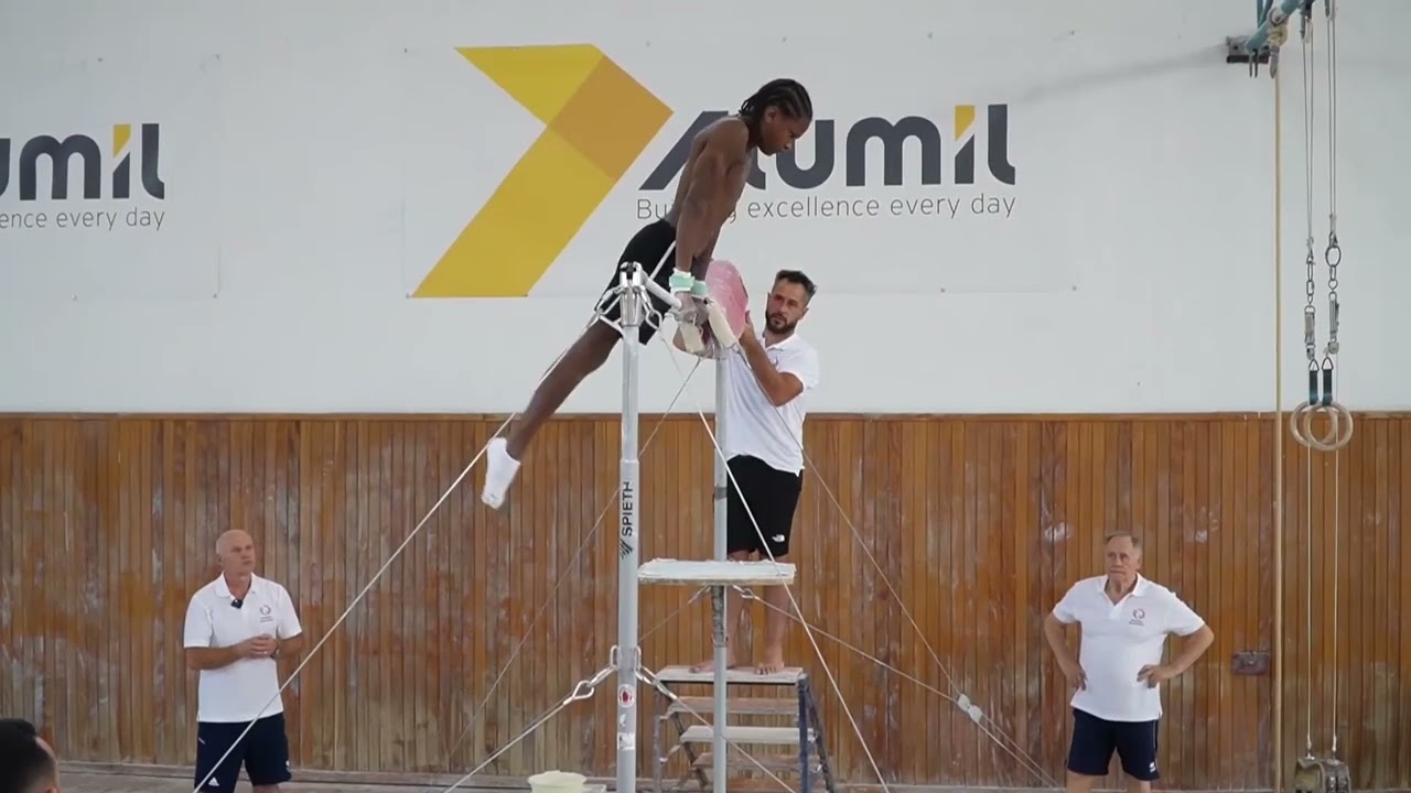 High Bar - Flyaway Stretched Double (Double Layout)