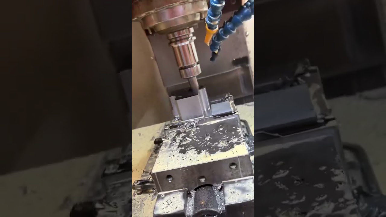 Specializing in precision mechanical parts, from design to machining, all in one place 🤝