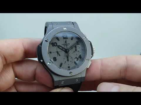 c2007 Hublot Big Bang 44mm Chronograph with box. Model reference 301.AI.460.RX