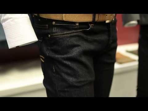 The right way to do business casual