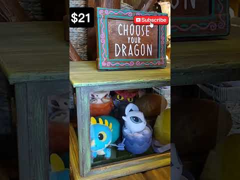 Toothless and Light Fury Plushies and more at Epic Universe! #epicuniverse #howtotrainyourdragon