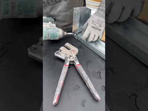 Viral Drywall Tips 🔥🔥🔥Unbelievable!! Metal Work ! Professional Stud Crimper 🚀🚀🚀