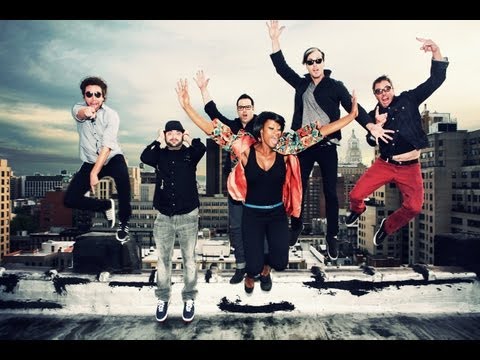 Fitz & The Tantrums - "MoneyGrabber" LIVE (Studio Session) + Q&A