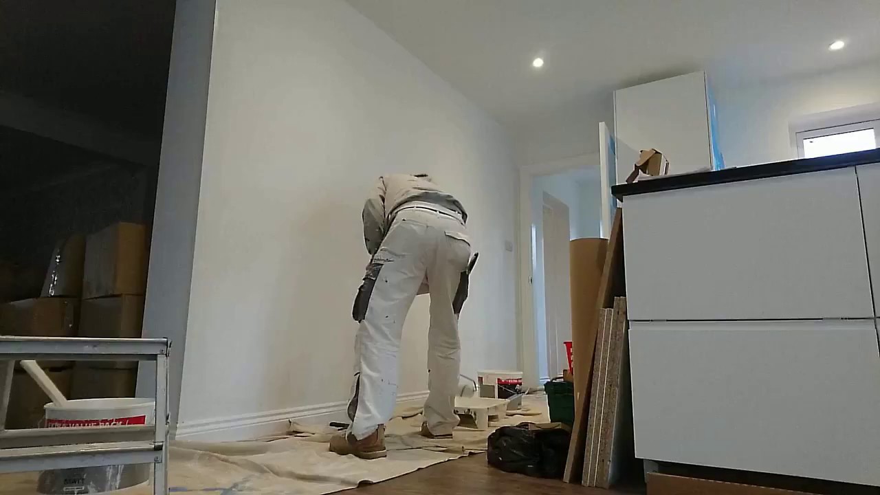 Wallsauce Customer Shows You How to Install One of Their Mural