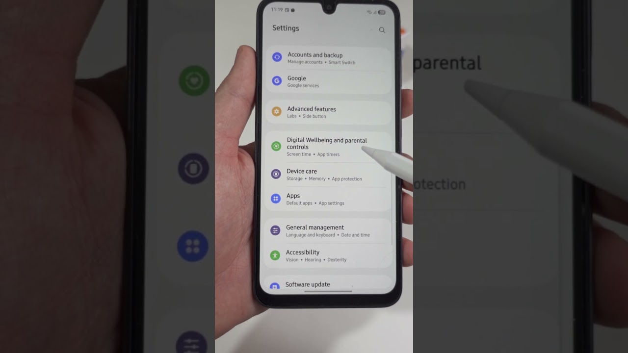 STOP YOUR PHONE FROM TRACKING YOU 🔒