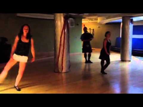 Seann Truibhas Highland Dance