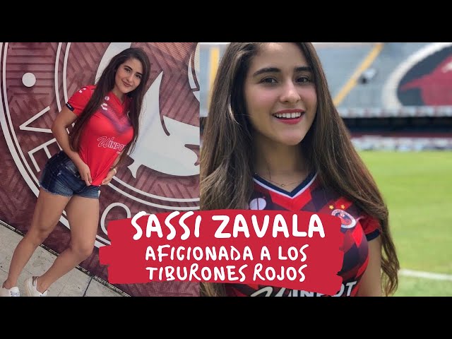 Sassi Zavala, la aficionada guapa que enamora en estadios de Liga MX y LMB