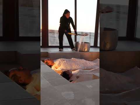 Vive una experiencia de ensueño en el primer hotel de sal del mundo. 🕌✨