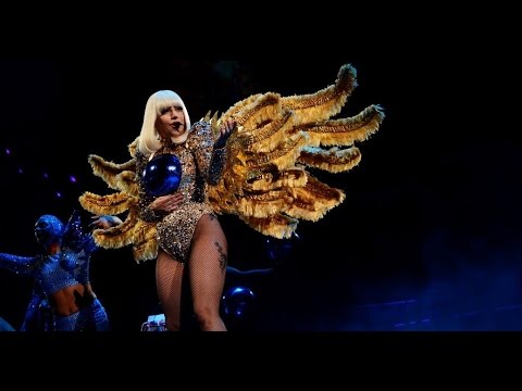 Lady Gaga - Inside the artRAVE (full episode)