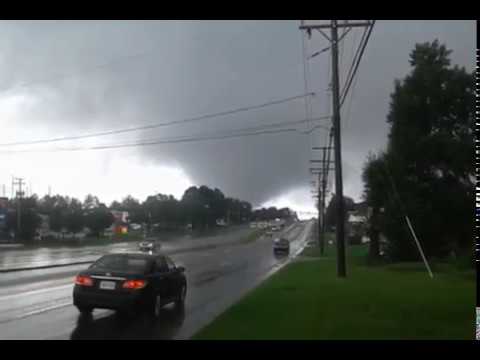 Tornado Crossing Hull Street in Chesterfield, VA