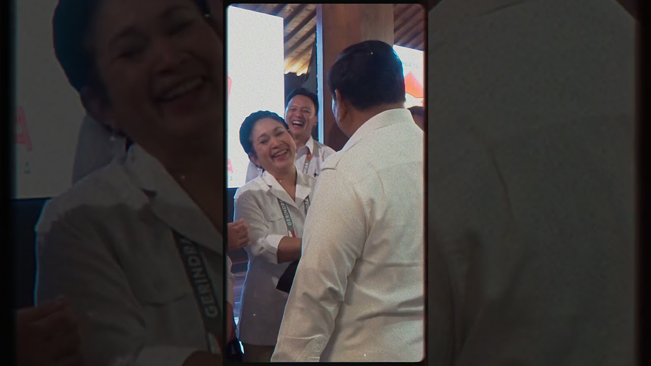 Candaan Pak Prabowo kepada Ibu Titiek. #prabowo #titieksoeharto #indonesia🇮🇩