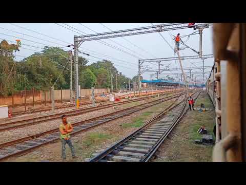 Jaipur junction (JP) Rajasthan/#jaipur #jodhpur Express Train enter #jaipur #junction #jaipurcity