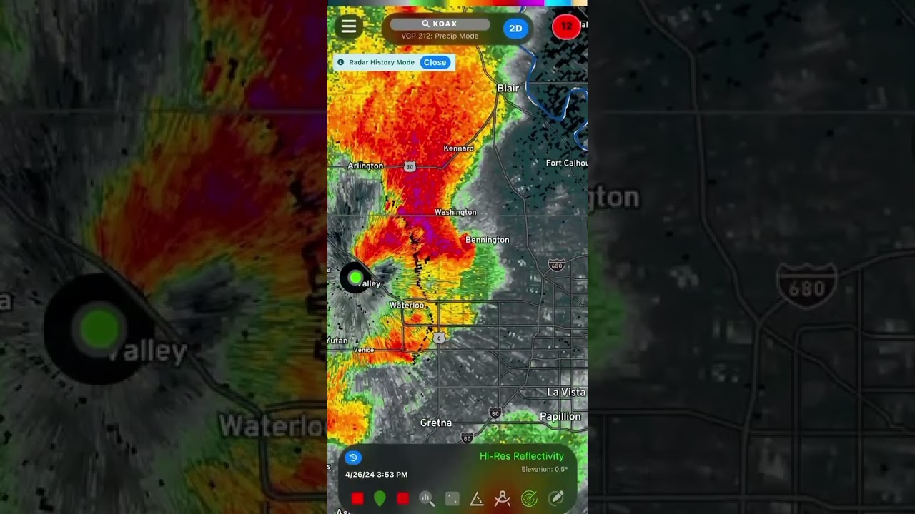 Radar loop of Violent Tornado near Omaha today #tornadooutbreak #tornado
