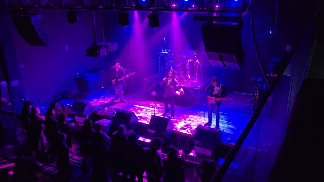 The Ruffians - This charming man