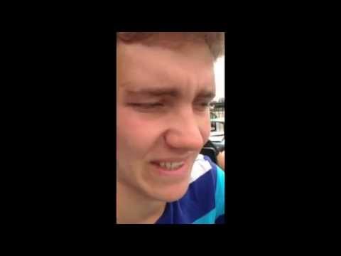 Restaraunt Review Checkers in Newport