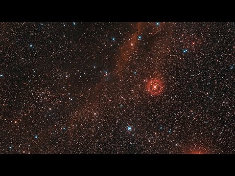 Zooming in on the red hypergiant star VY Canis Majoris