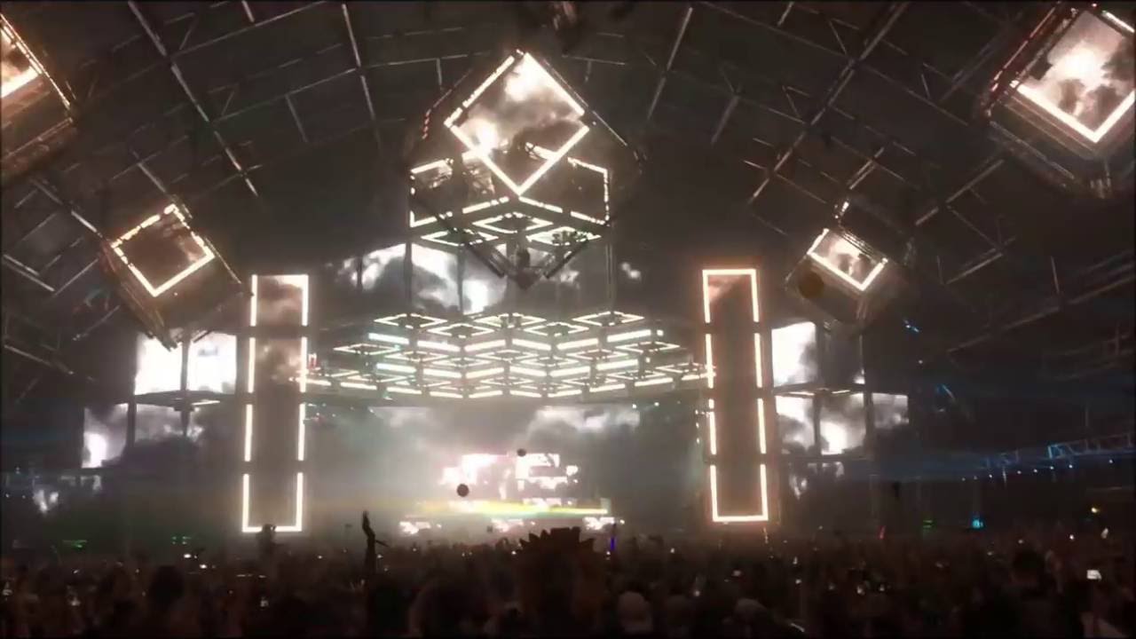 Chainsmokers Coachella 1