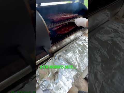 Reqtec Dual Fire: pork ribs #recteq #bbq #smoker #smokedribs