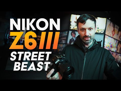 Nikon Z6 III: Street photography at night