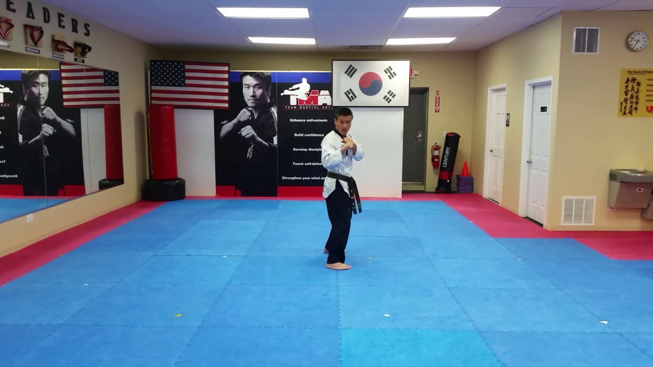 Taekwondo - Taegeuk Sam Jang (Blue Belt) Kicking Combination