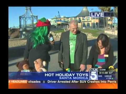 KTLA in Los Angeles | Holiday Toys 2013 | The Toy Guy on Tour