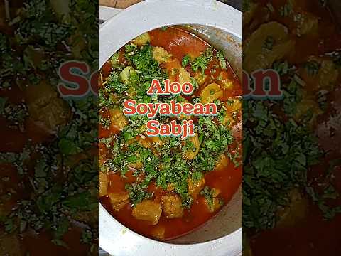 Aloo Soyabean Ki Sabji 🔥#shorts #youtubeshorts #viral #trending #aloosoyabean #aloo #soyabean #sabji