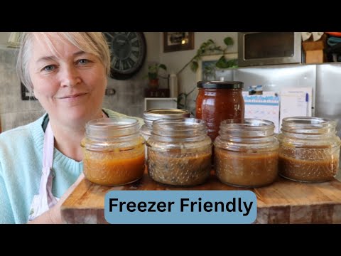 5 Homemade Sauces & Gravies That Save You Money!