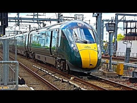 Trains at Reading Station - 16/06/24