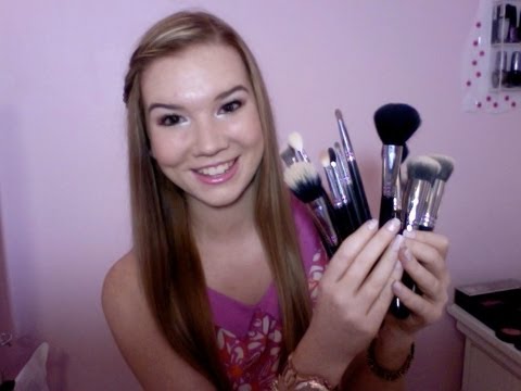 My Favorite Everyday Makeup Brushes