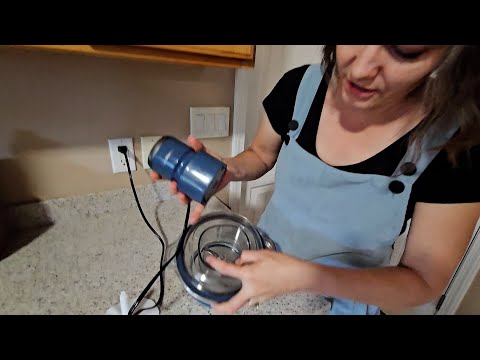 Review for La Reveuse Food Processor,Electric Food Chopper with 7 Cup 1 7L Glass Bowl