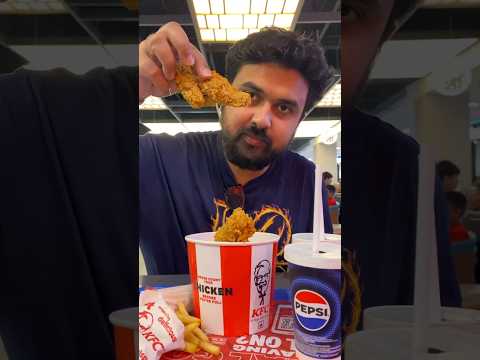 Sasta KFC 🤑 Value Bucket #kfc #foodreview #friedchicken #foodshorts #meal