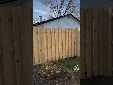 Wood Fence Installation Elk Grove Village Illinois | 76 Fence Company | IllinoisFencing.com