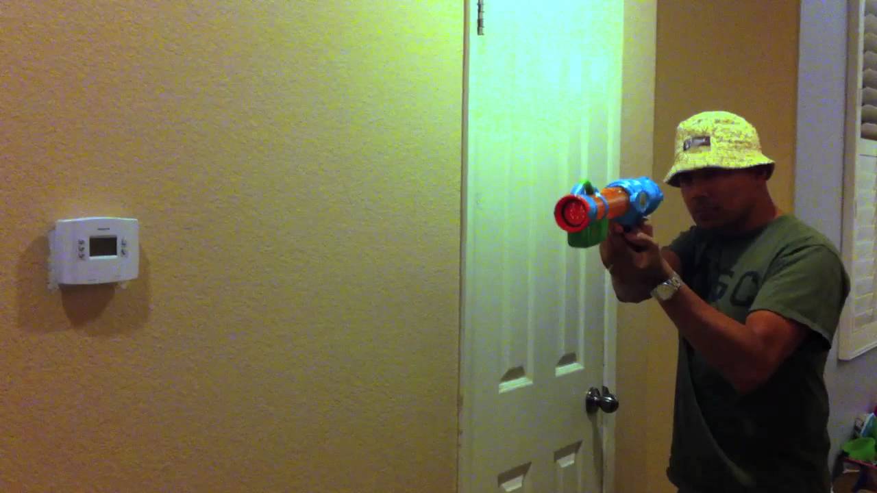 Basic Gun Muzzle Flash Test (Final Cut Express)