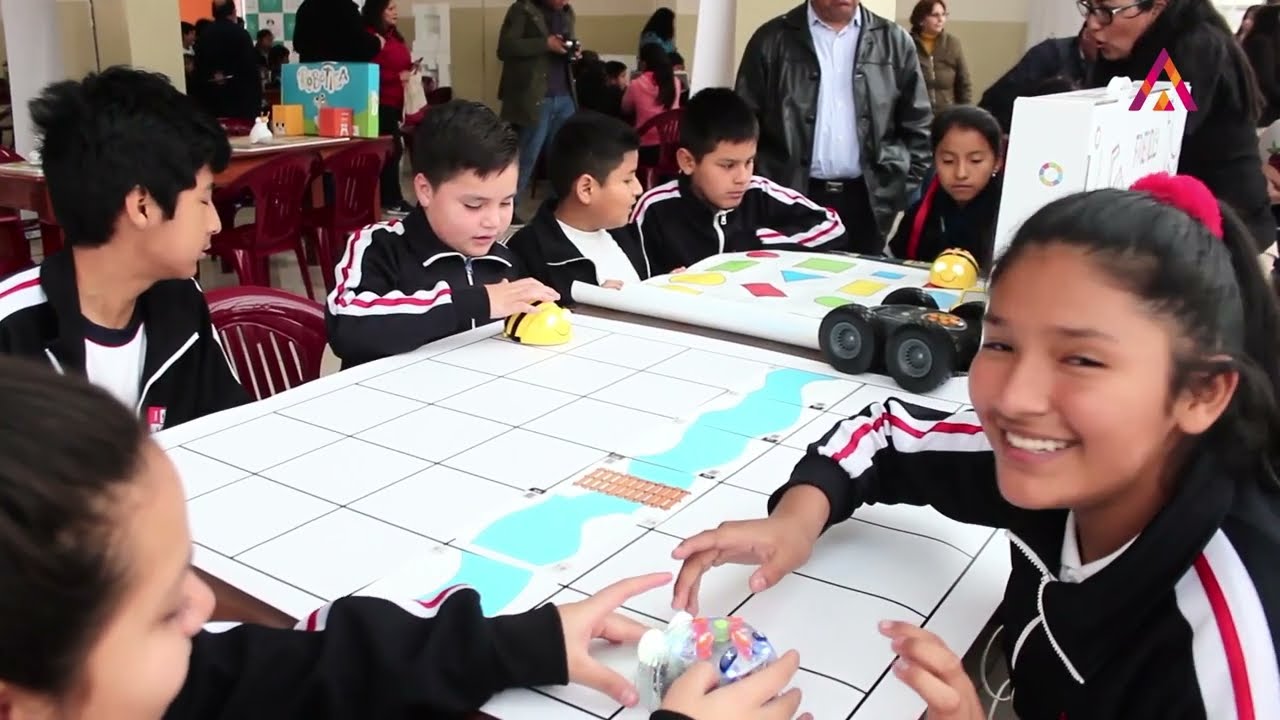Juega y Aprende con BEEBOT