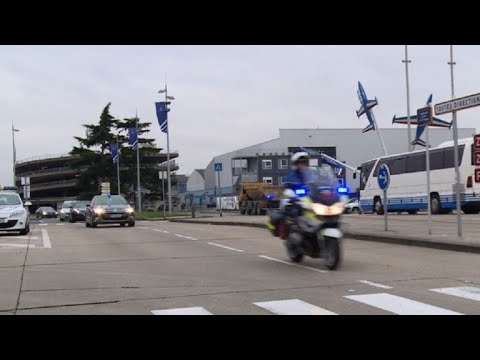 Lebanon's Hariri leaves Paris for Cairo: airport source