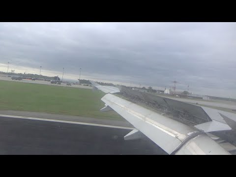 jetBlue Airways Airbus A320 Cloudy Landing at Savannah/Hilton Head International Airport (KSAV)